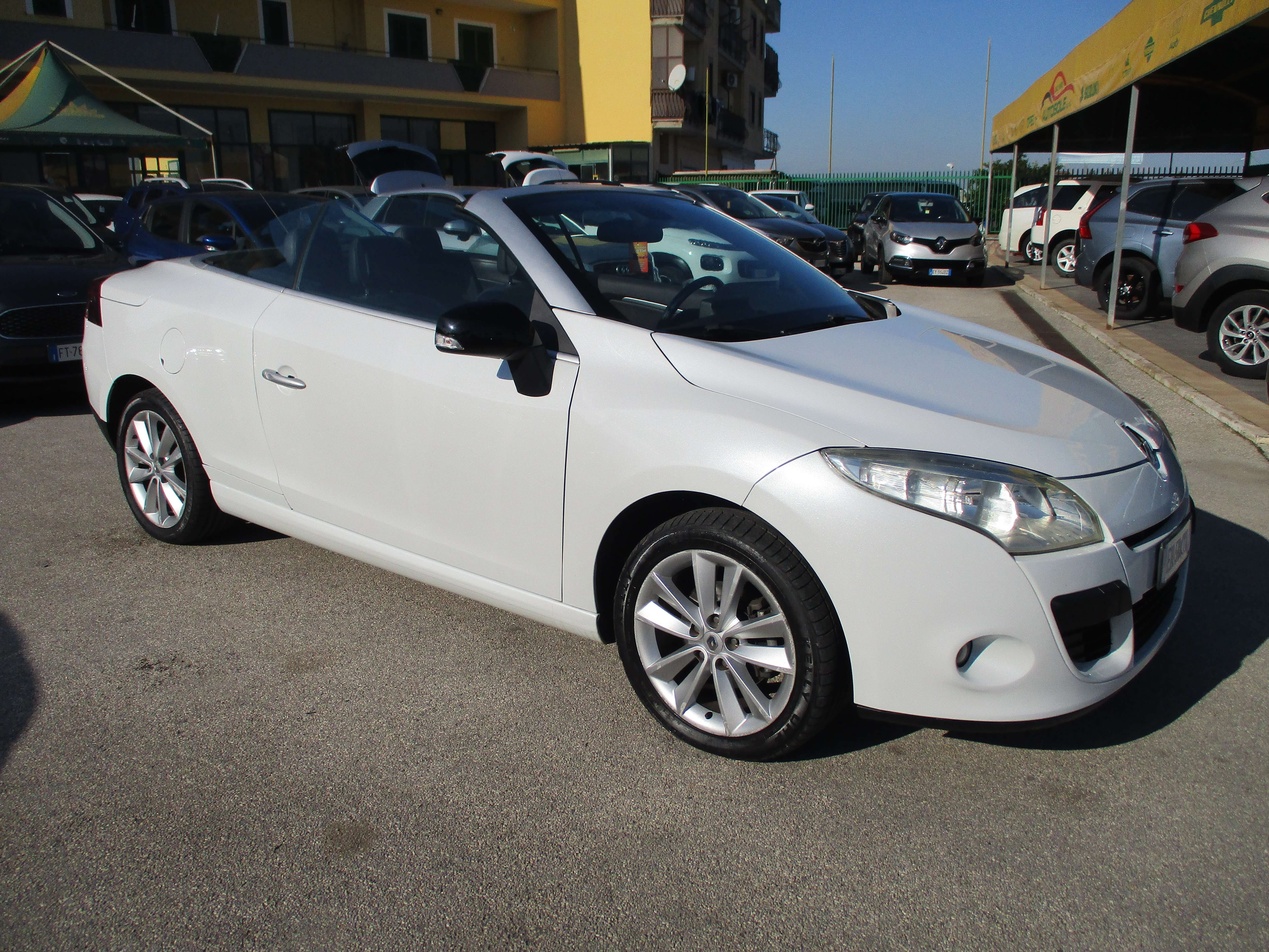 Renault MeganeMEGANE CC CABRIO 1.5 DCI 110 NAVI/PELLE/XENON/PDC