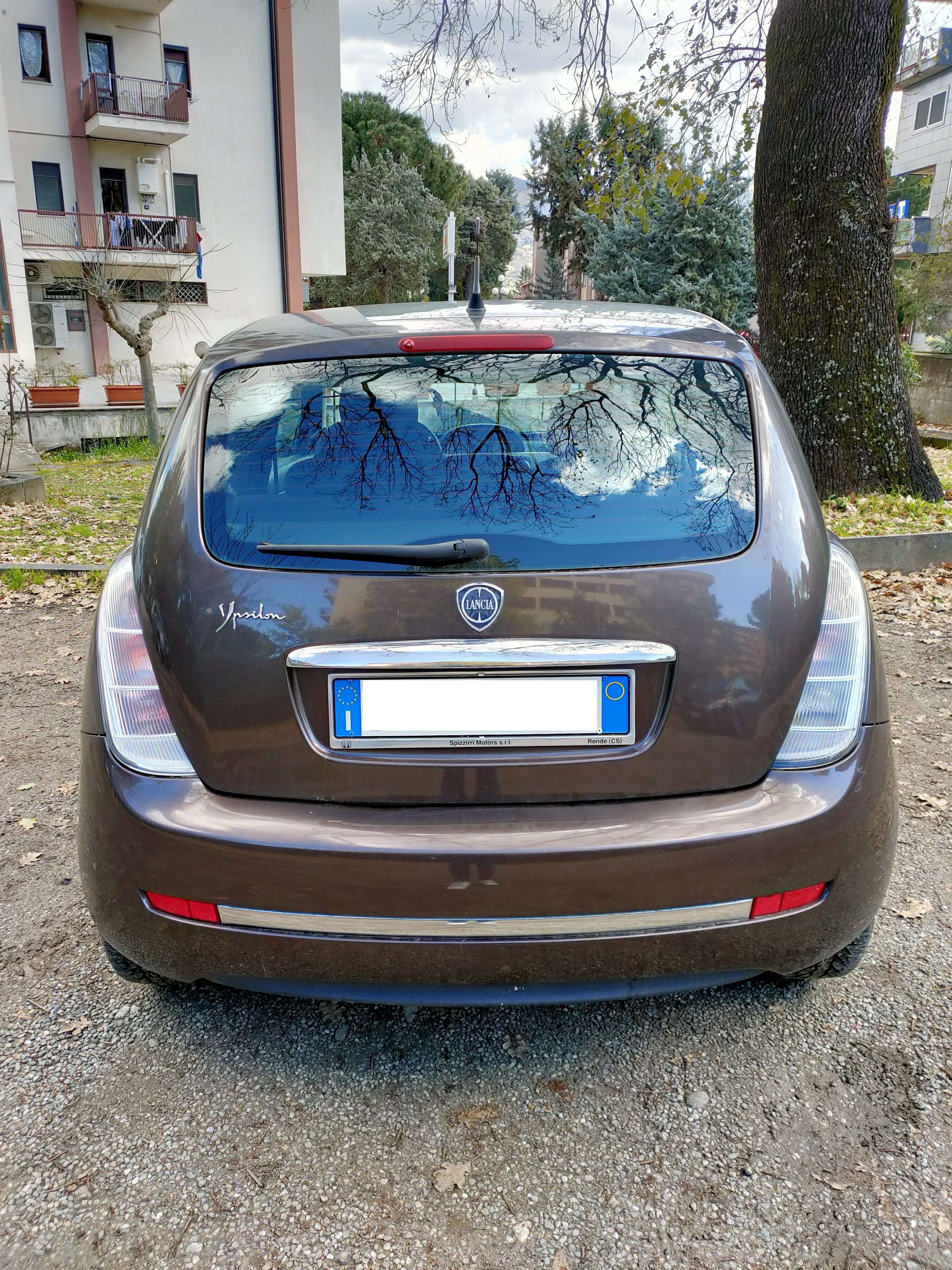 Lancia YpsilonYpsilon 1.4 8v Platinum ecochic Gpl