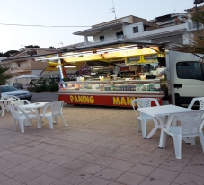 Vendo Paninoteca ambulante con patente B pronto subito all' uso