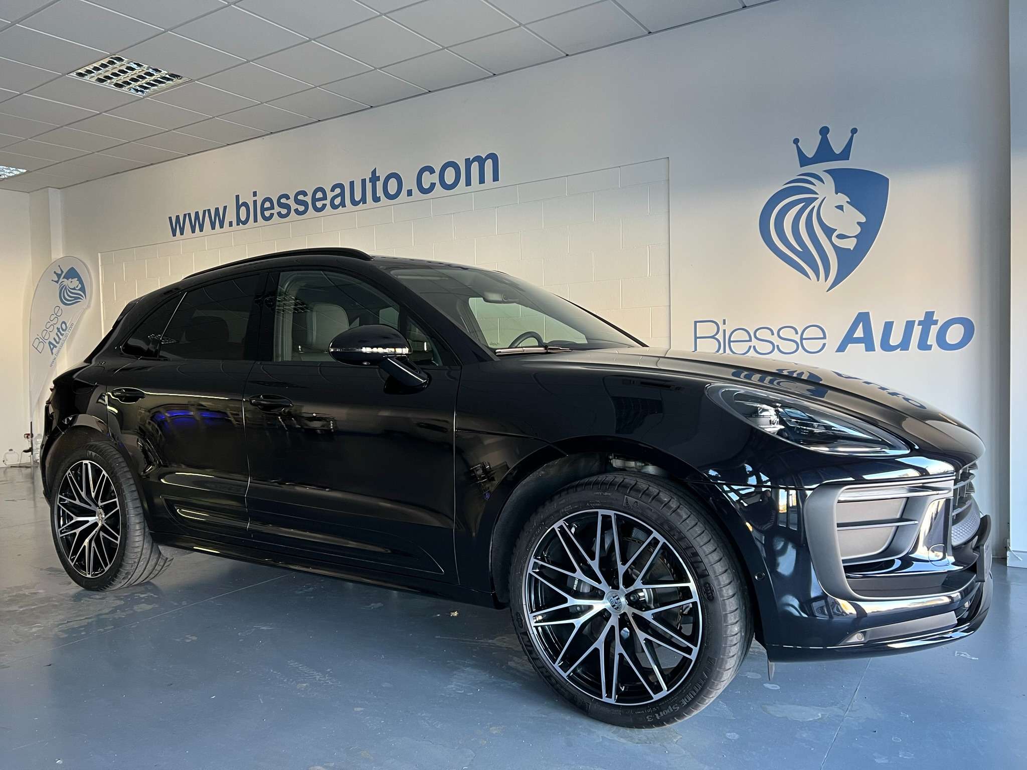 Porsche Macan2.0 265 CV TOTAL BLACK