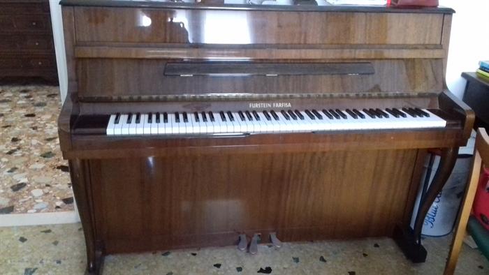 PIANOFORTE VERTICALE FURSTEIN FARFISA