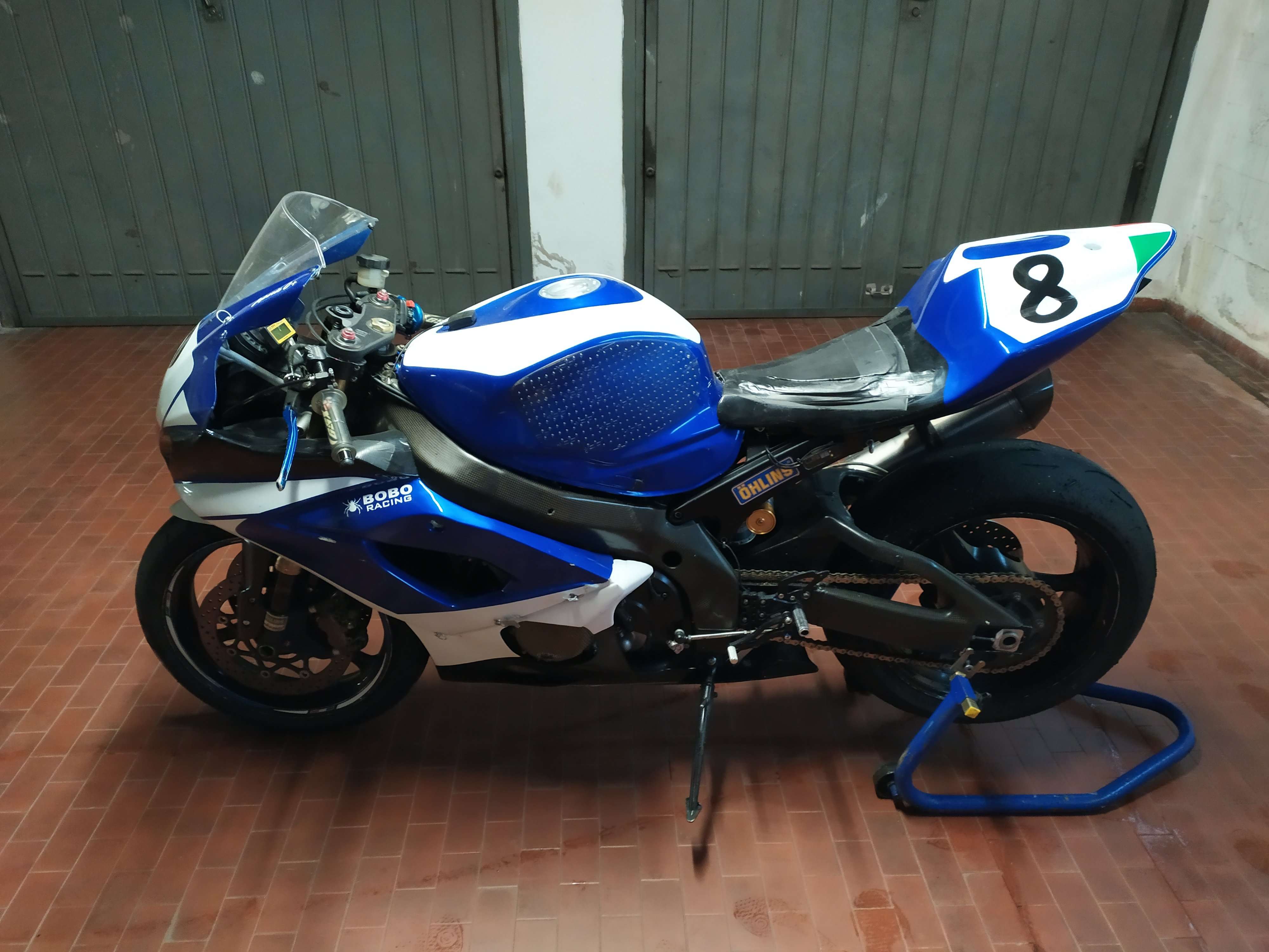 Suzuki GSX-R 1000K6 PISTA