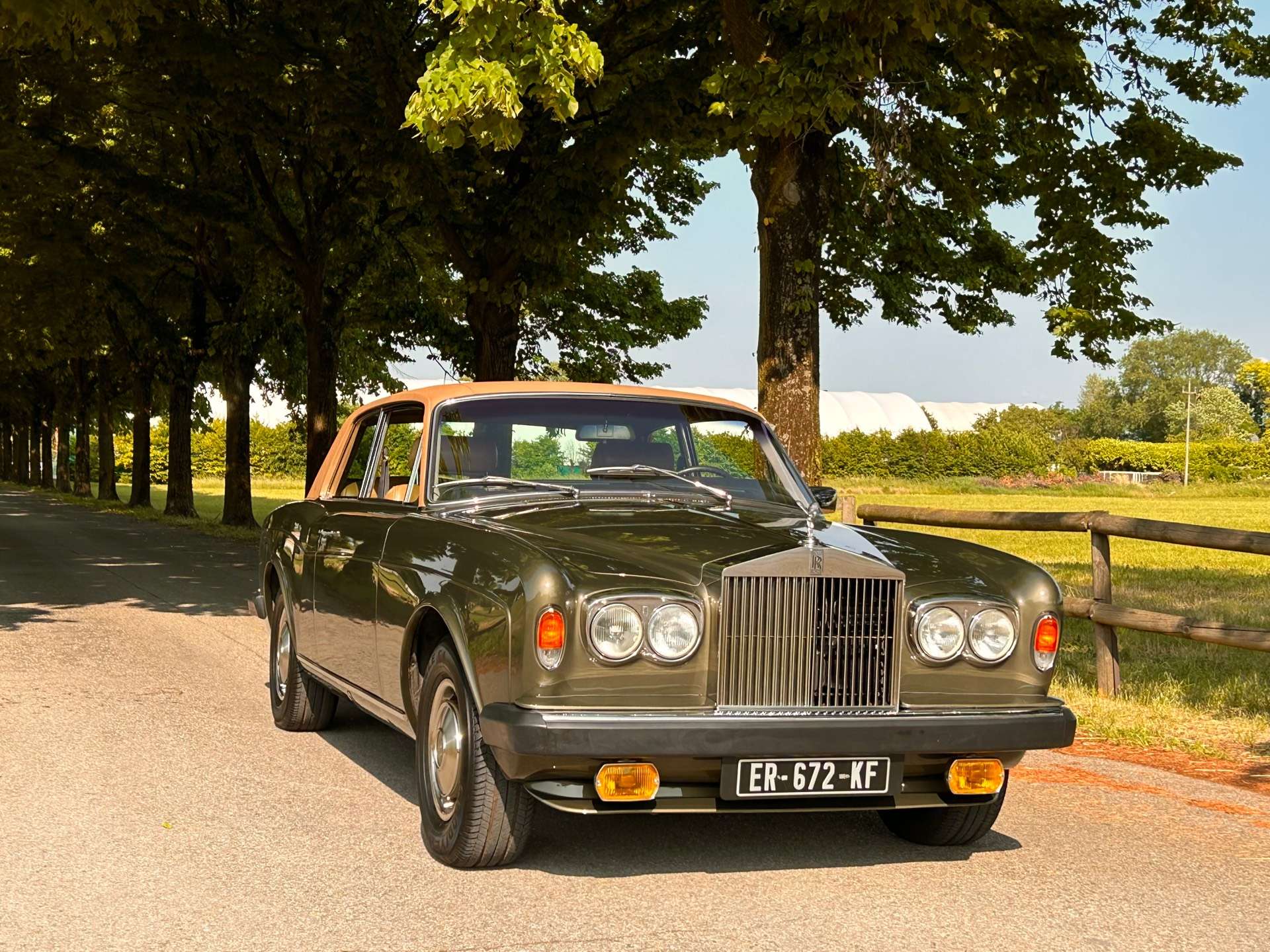 Rolls-Royce Corniche6.8 COUPE’ Perfetta MOORLAND GREEN