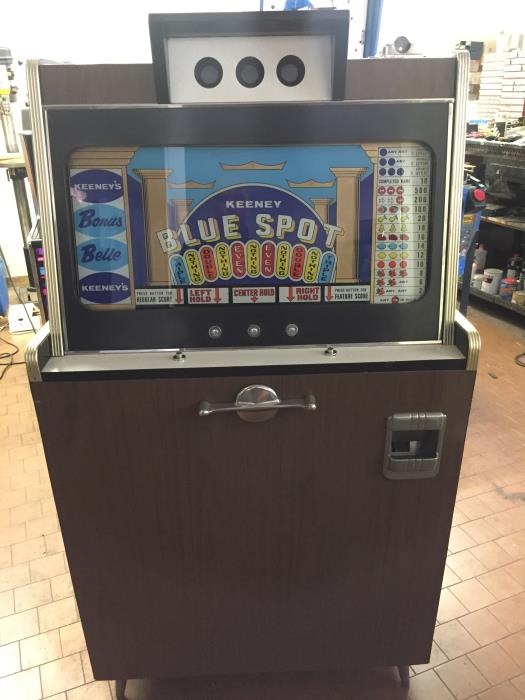 SLOT MACHINE BLUE SPOT VINTAGE