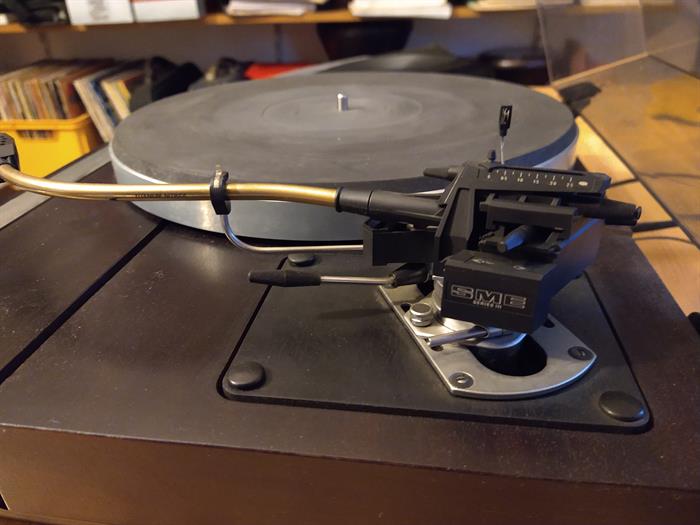 THORENS TD 321 (PIATTO) SME III SERIE (BRACCIO) (IN TITANIO) SHURE V 15 III (TESTINA)