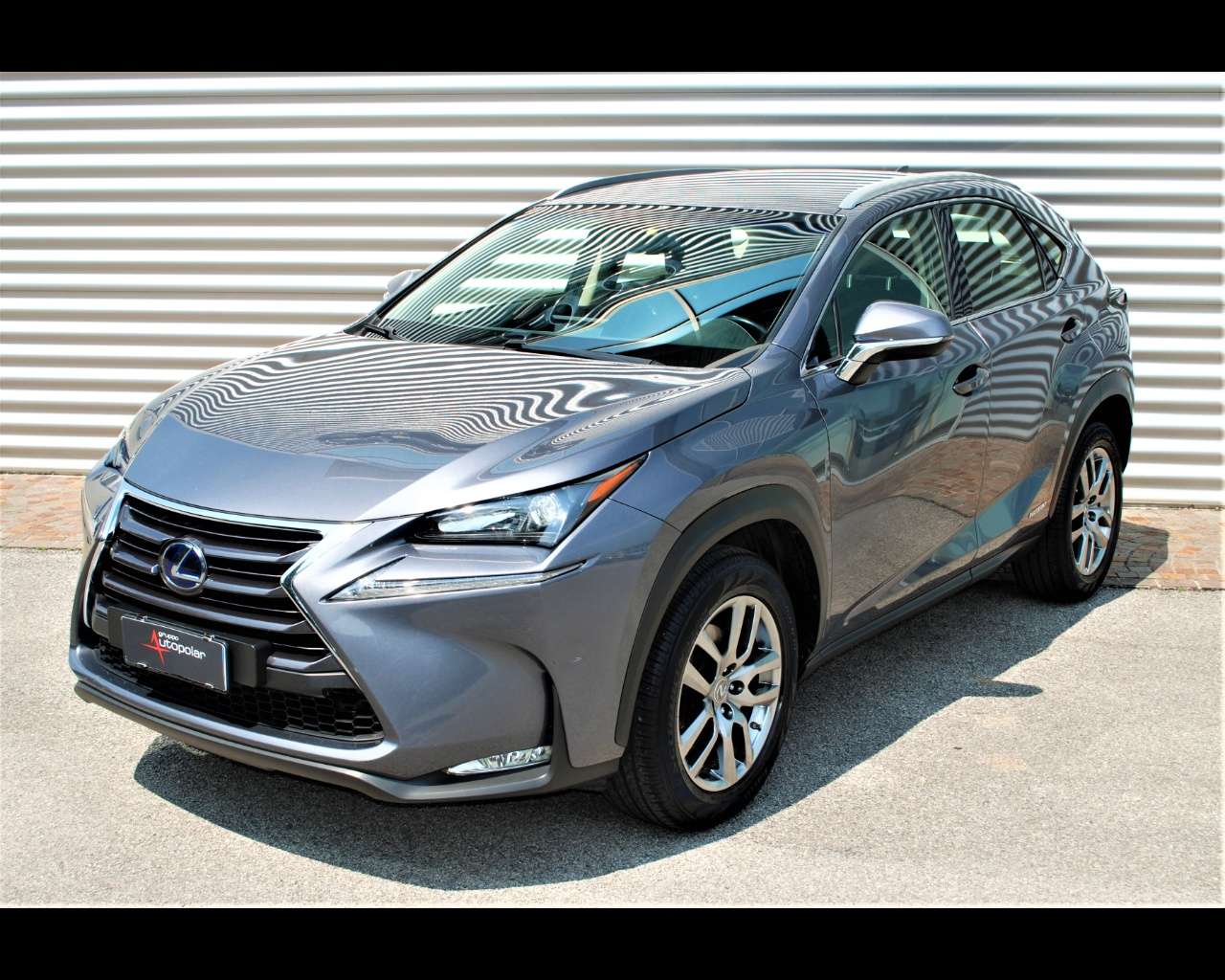 Lexus NX 300H 2.5 4WD F-SPORT