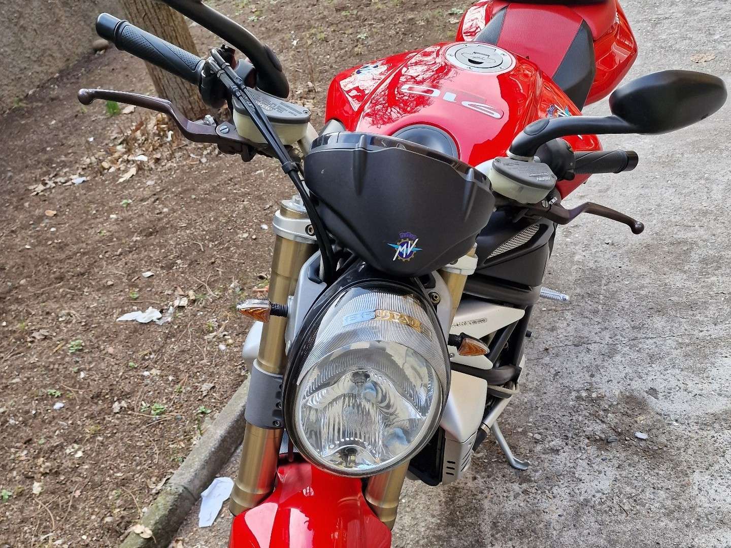 MV Agusta Brutale 910