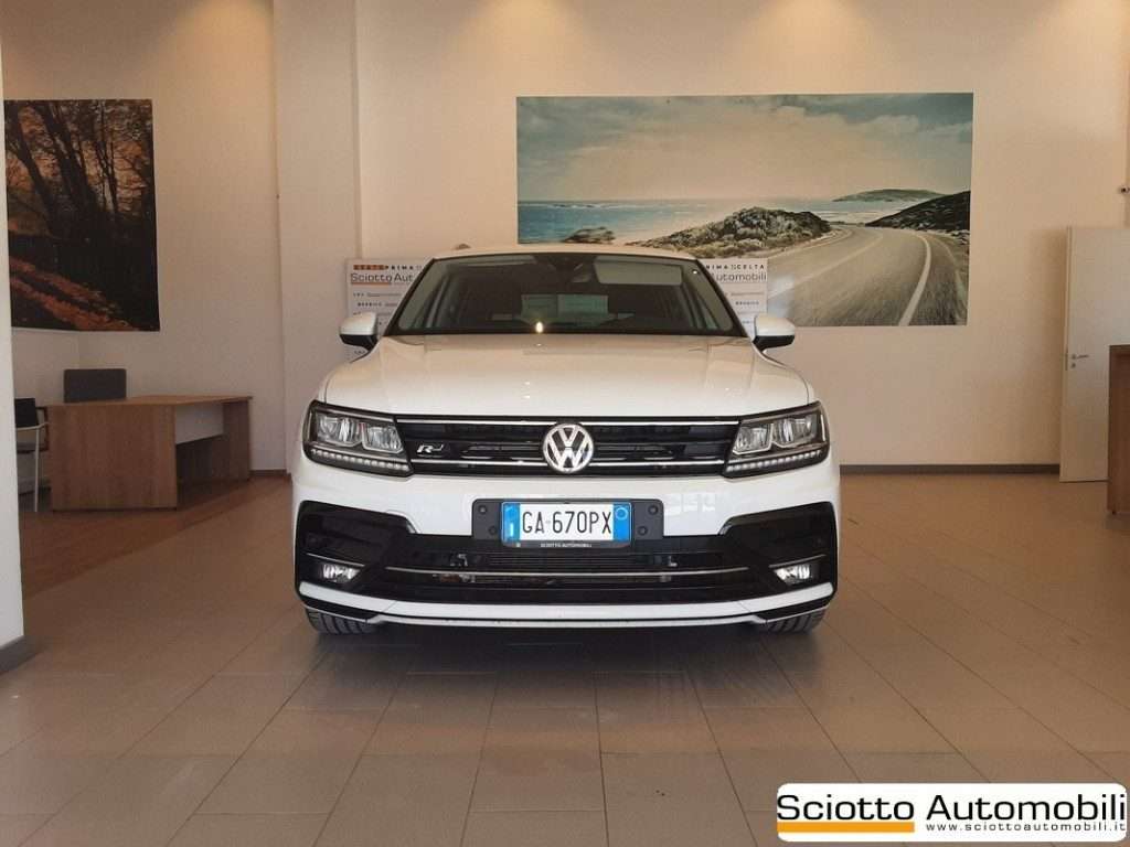 Volkswagen Tiguan2.0 TDI SCR DSG 4MOTION Business BMT