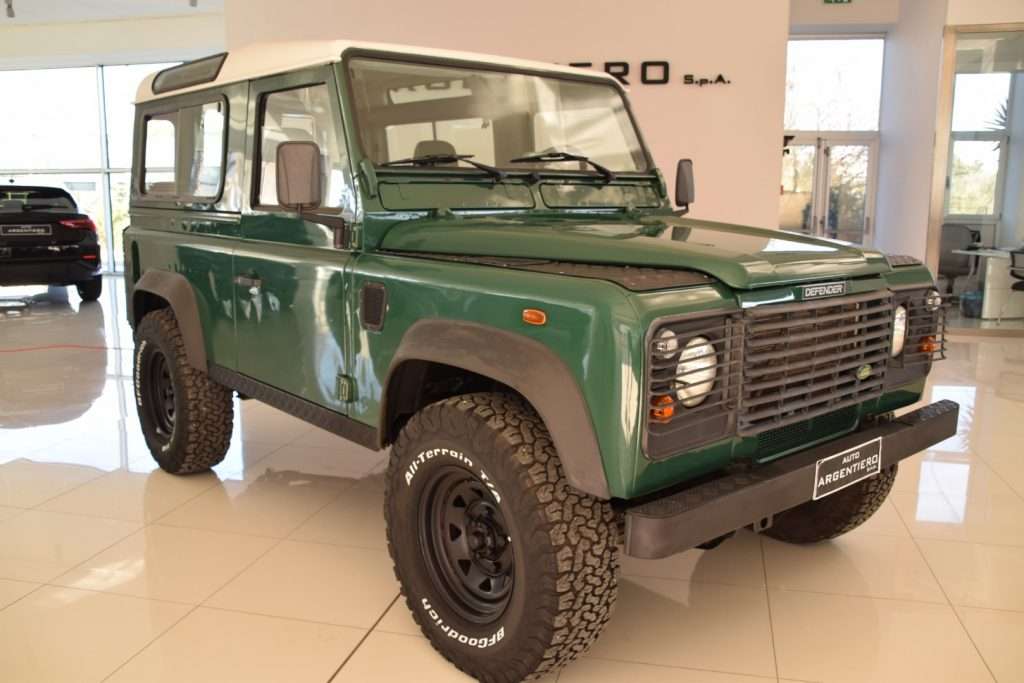 Land Rover Defender90 2.5 Td5 Station Wagon 6 posti bicolore