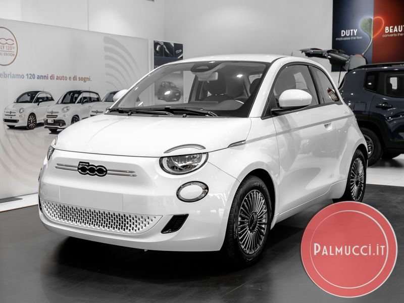 Fiat 500eIcon Berlina