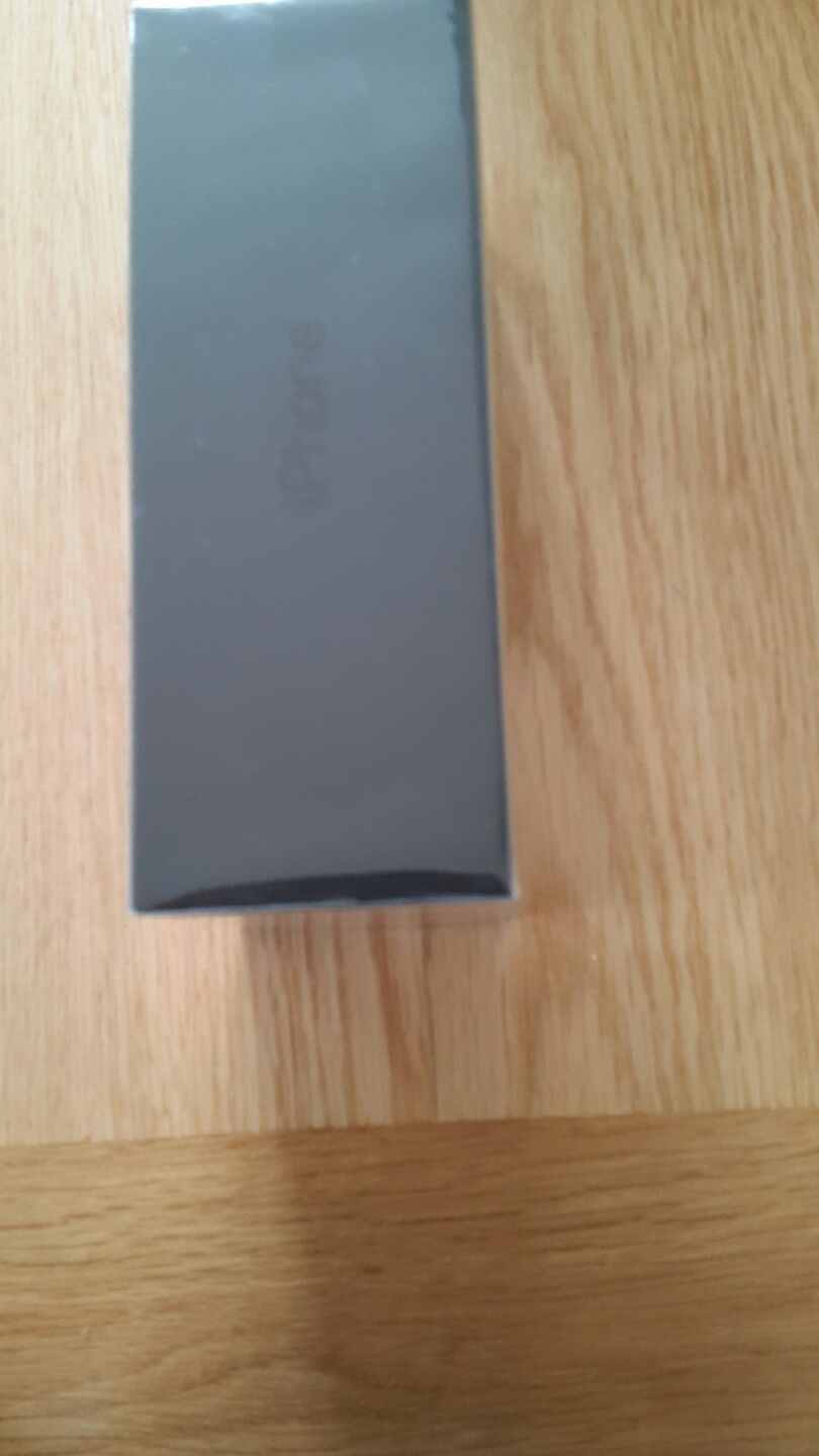 IIPHONE 7 JET BLACK 440 EUR