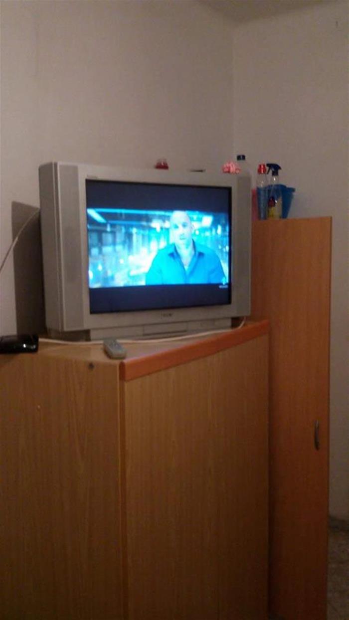 TV SONY 33 POLLICI