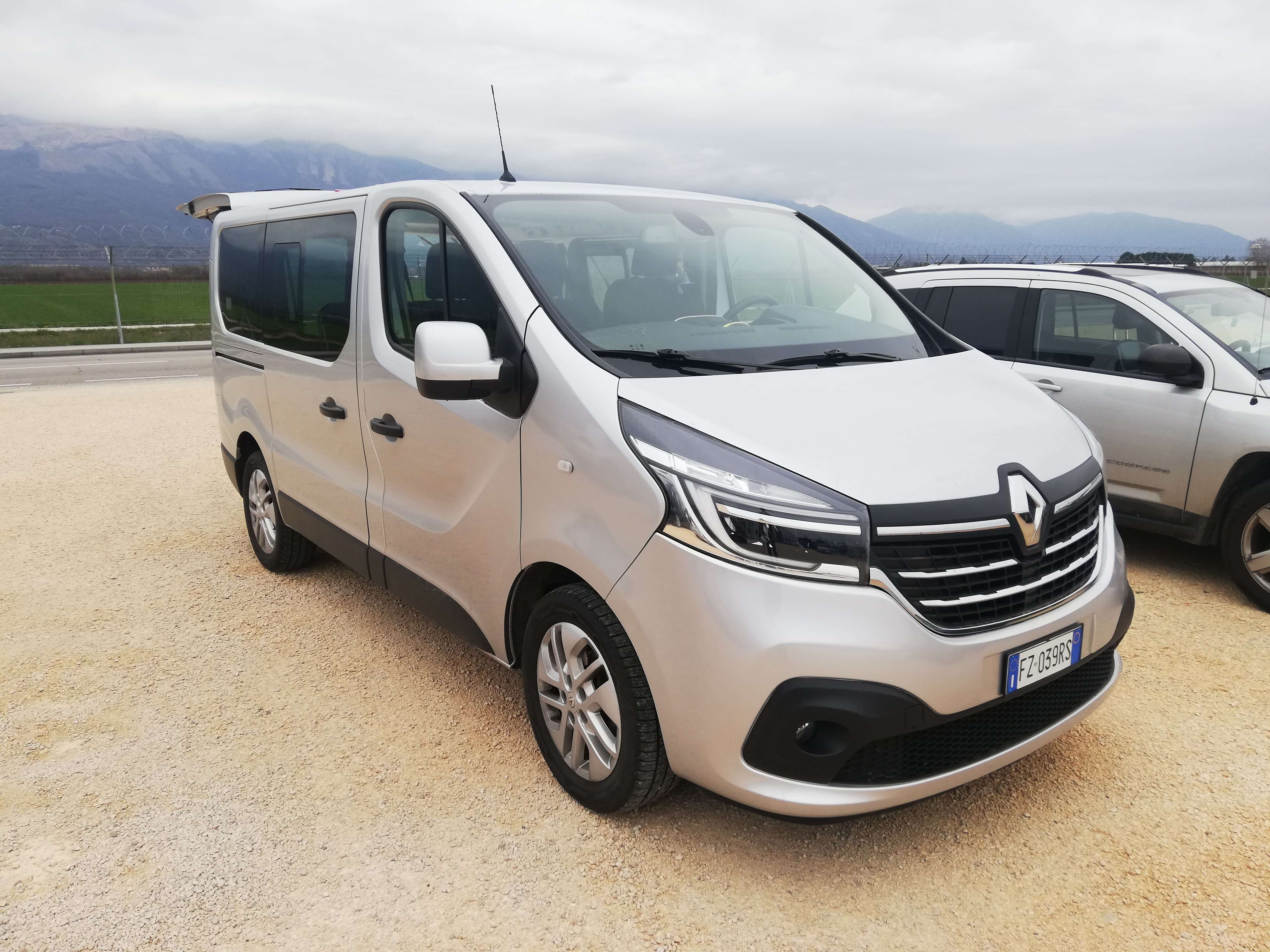 Renault Trafic2.0 dci