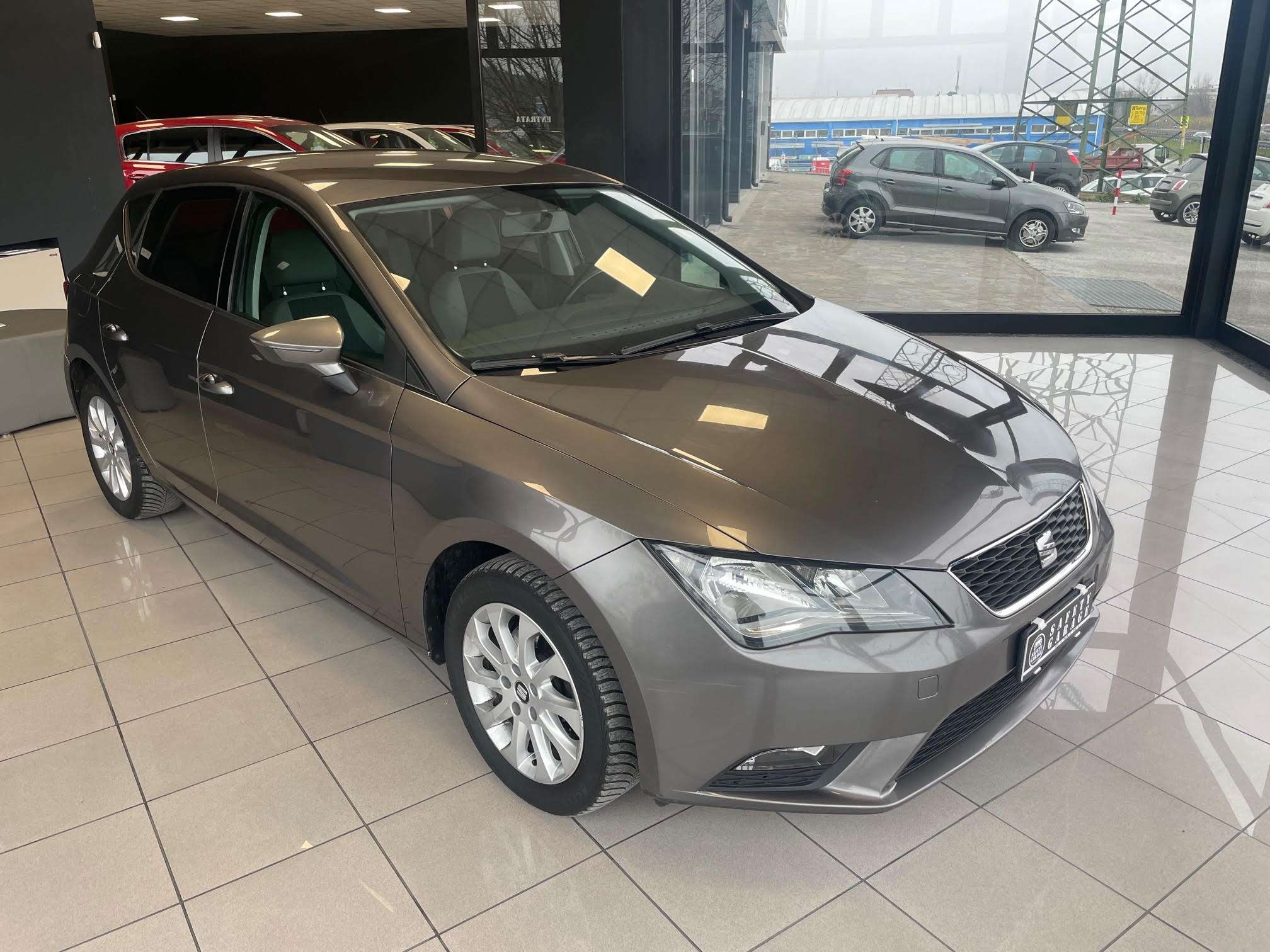 SEAT Leon5p 1.6 tdi cr Connect s