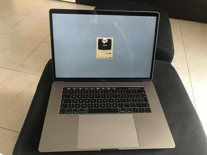 MACBOOK PRO 15 GRIGIO SIDERALE (FINE 2017)