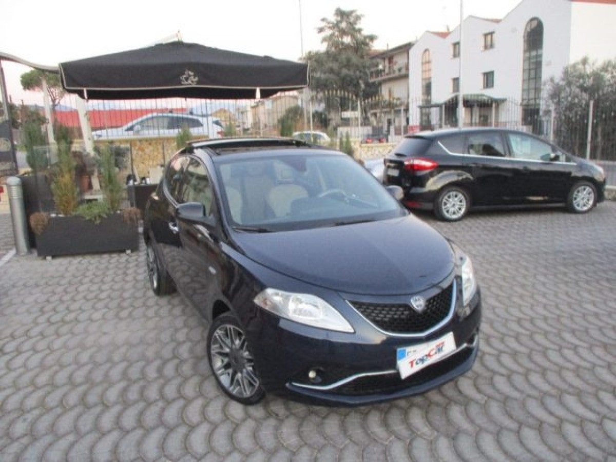 LANCIA Ypsilon 3ª serie Ypsilon 1.3 MJT 16V 95 CV 5 porte S&S Platinum