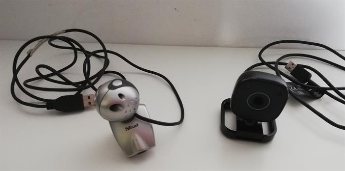 2 WEBCAM E 2 CUFFIE AUDIO