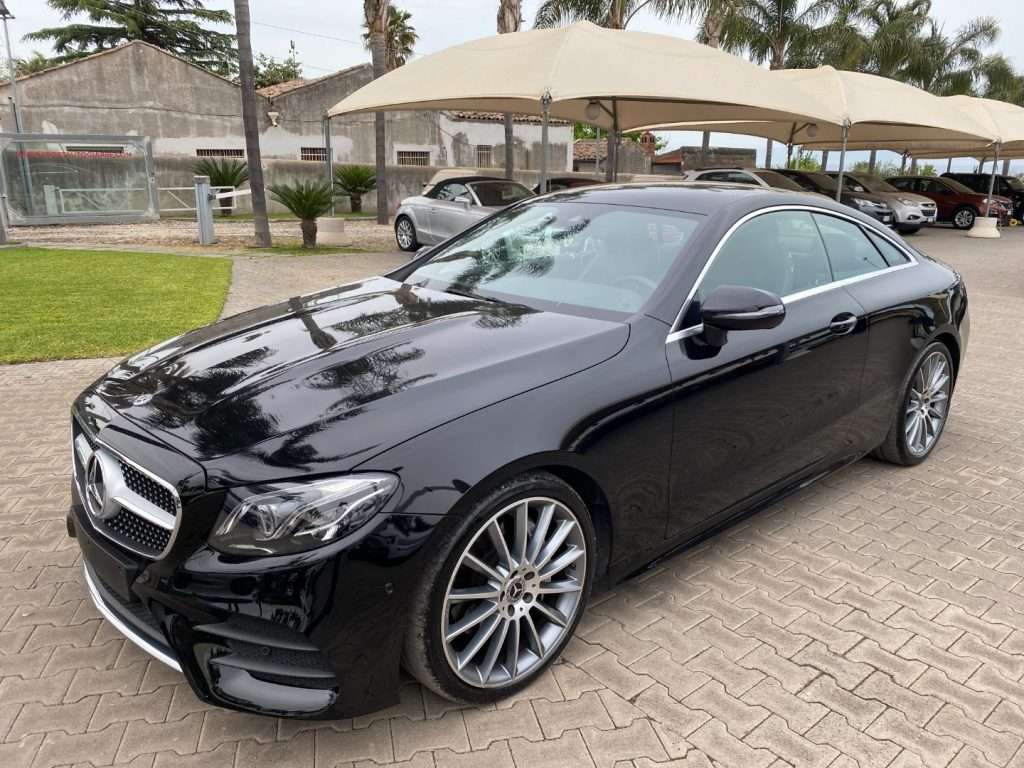 Mercedes-Benz E 220d Auto Premium Plus *FATTURABILE CON IVA ESPOSTA*