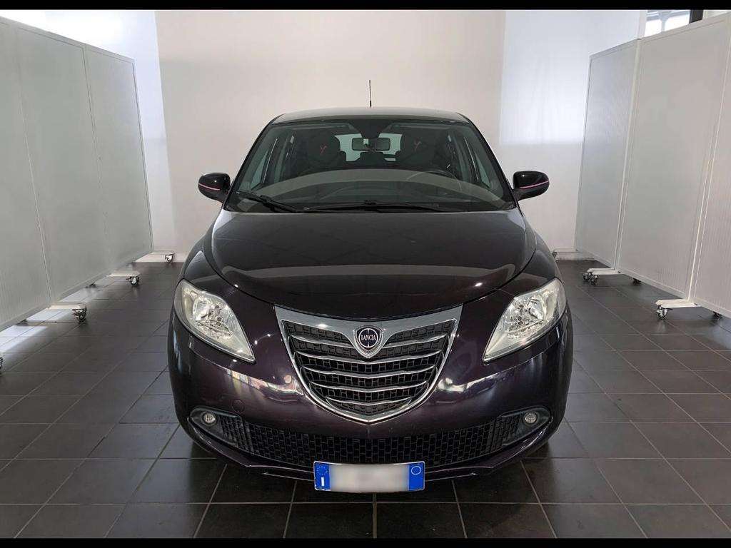 Lancia Ypsilon1.2 8v Silver s&s 69cv