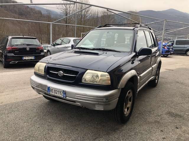 Suzuki Grand VitaraGrand Vitara 5p 2.0 tdi  5 POSTI    GANCIO TRAINO