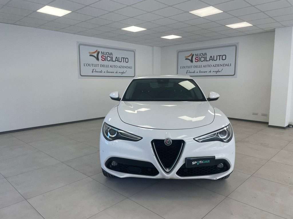 Alfa Romeo Stelvio2.2 Turbodiesel 210 CV AT8 Q4 Executive