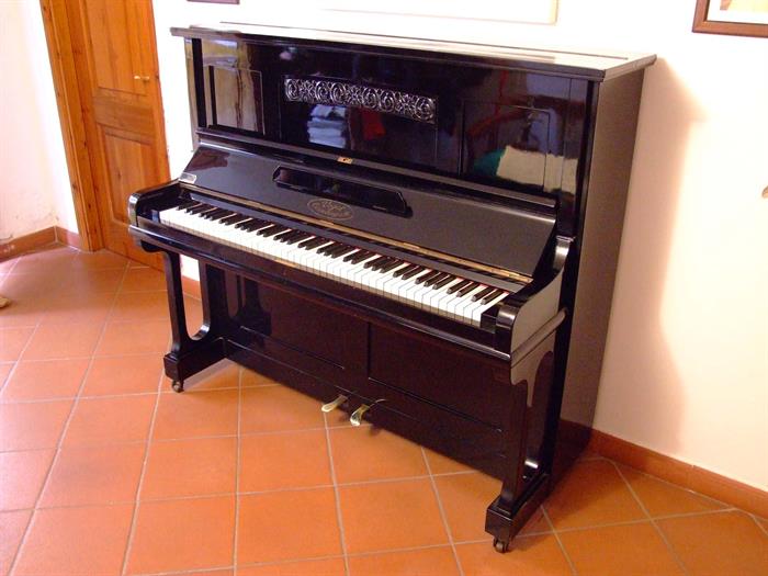 PIANOFORTE VERTICALE R.VOGEL EISENBERG