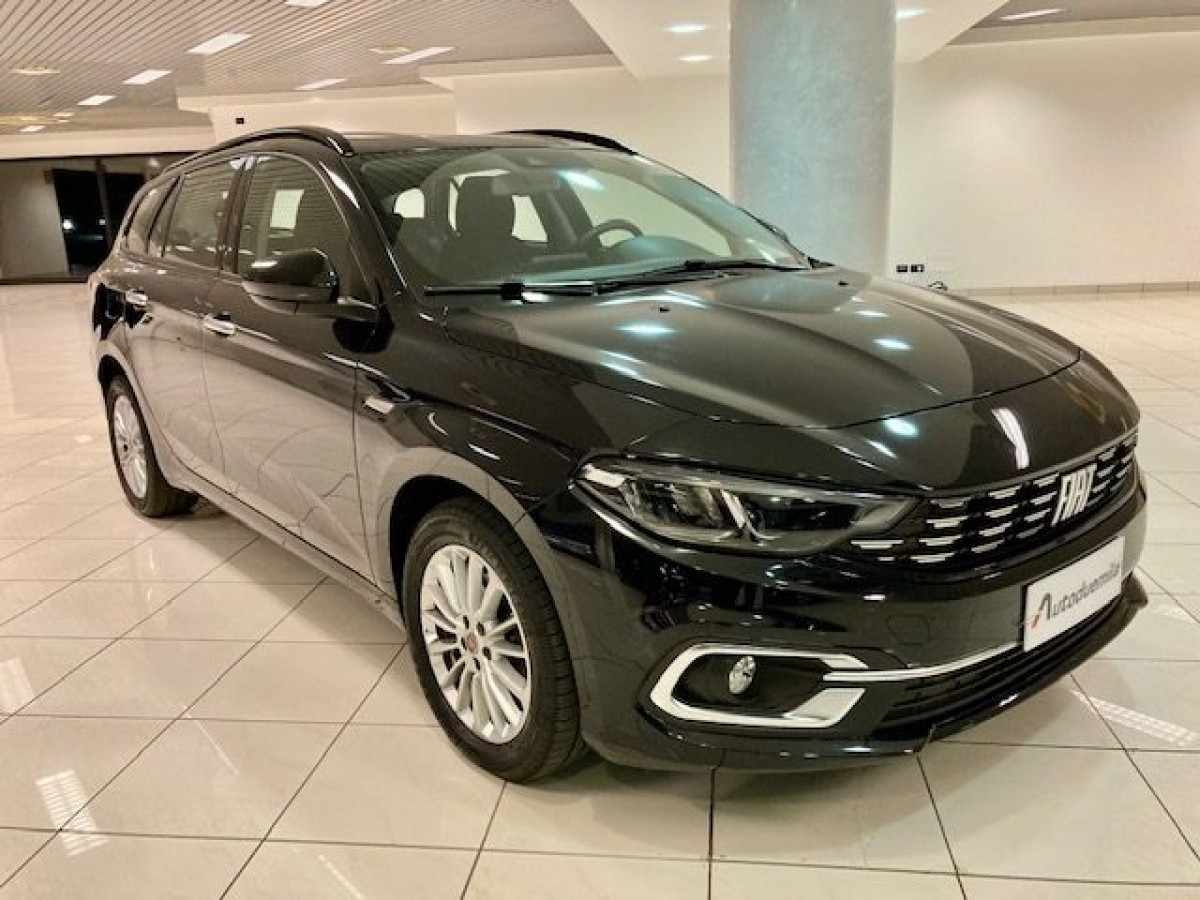 FIAT Tipo (2015-->) Tipo 1.6 Mjt S&S SW City Life