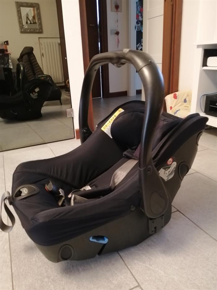 OVETTO JANE STRATA CON BASE ISOFIX