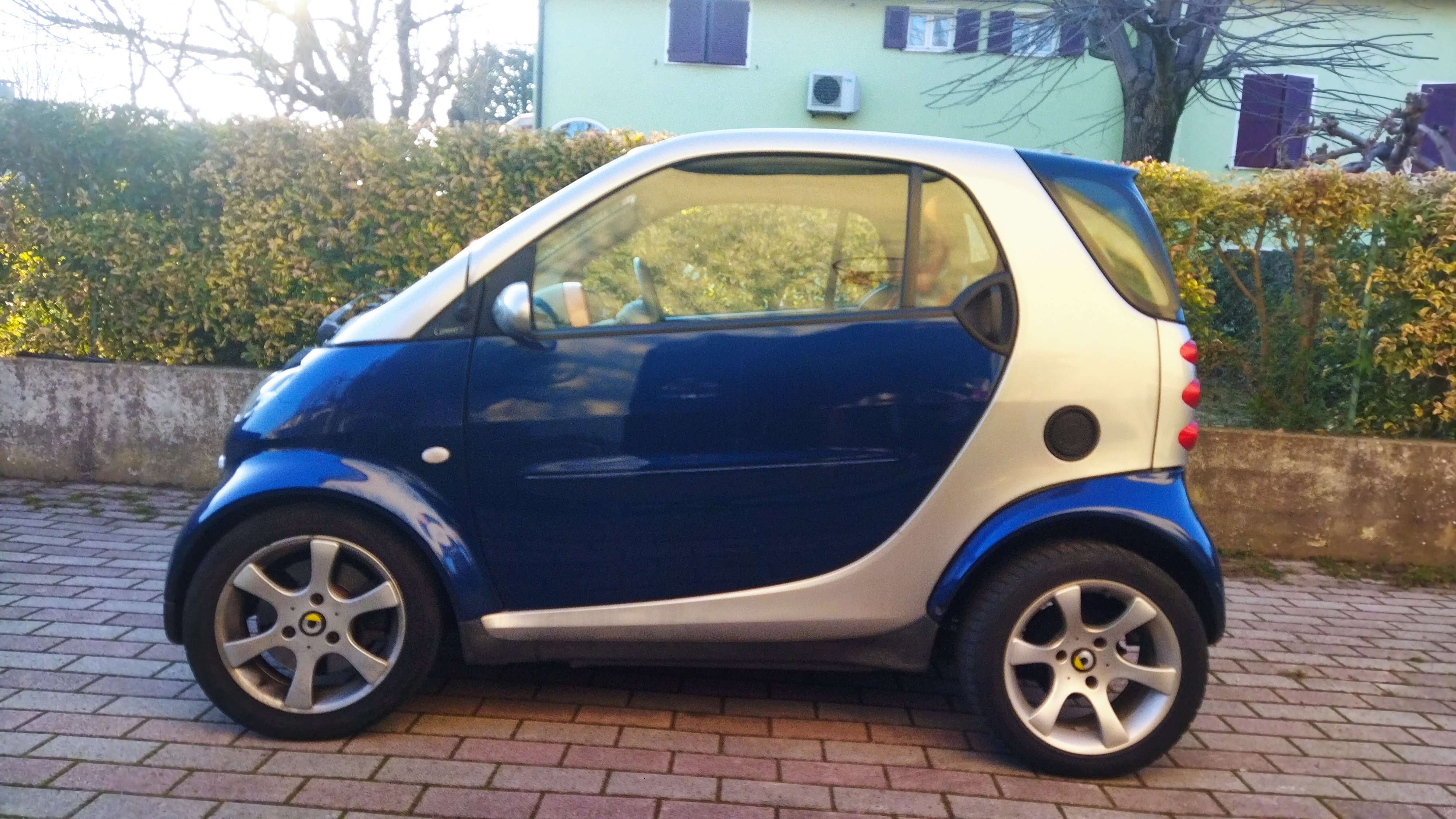 smart forTwoFortwo 0.7 Smart Passion 61cv