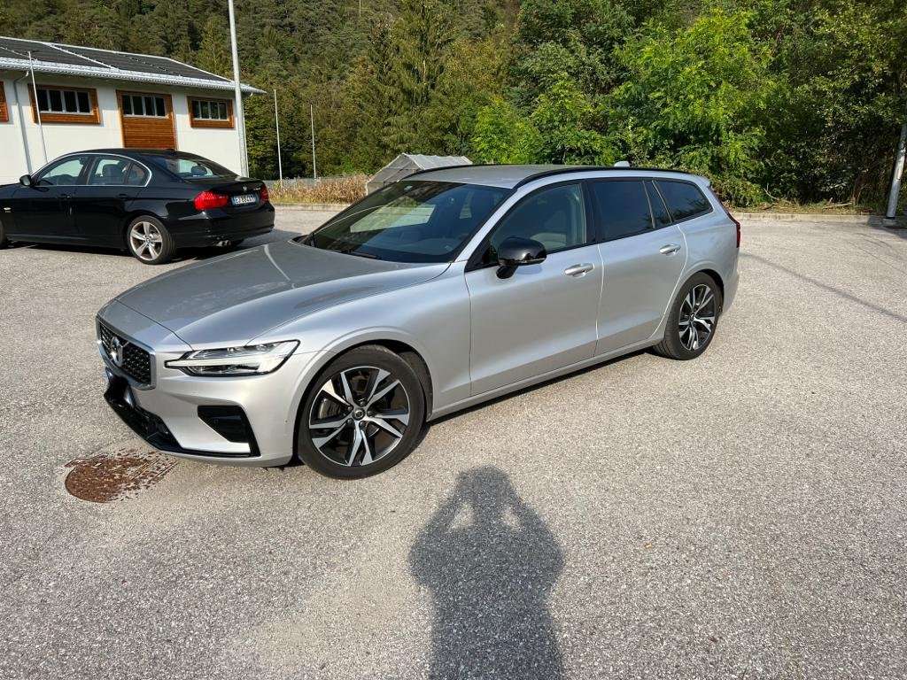 Volvo V60V60 2.0 d4 R-design awd geartronic my20