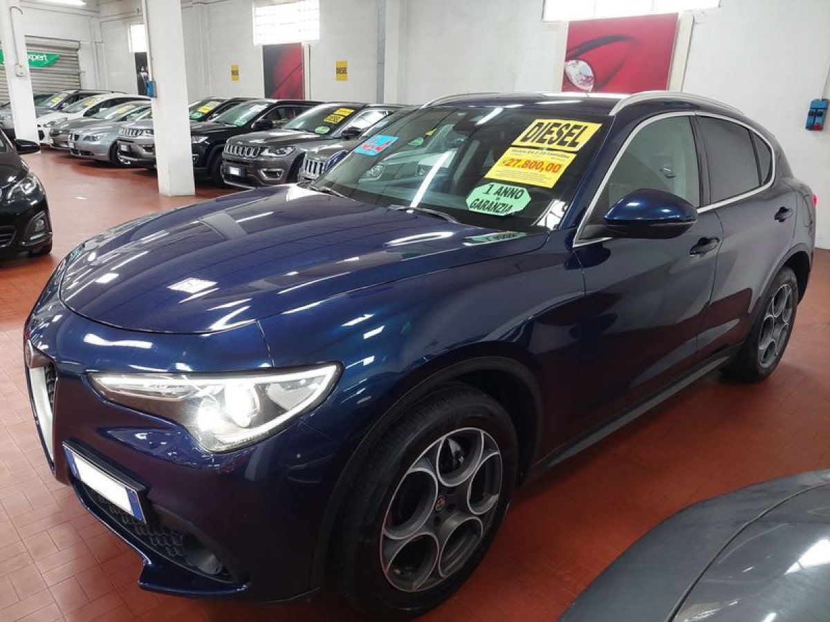 ALFA ROMEO Stelvio Stelvio 2.2 Turbodiesel 210 CV AT8 Q4 Executive