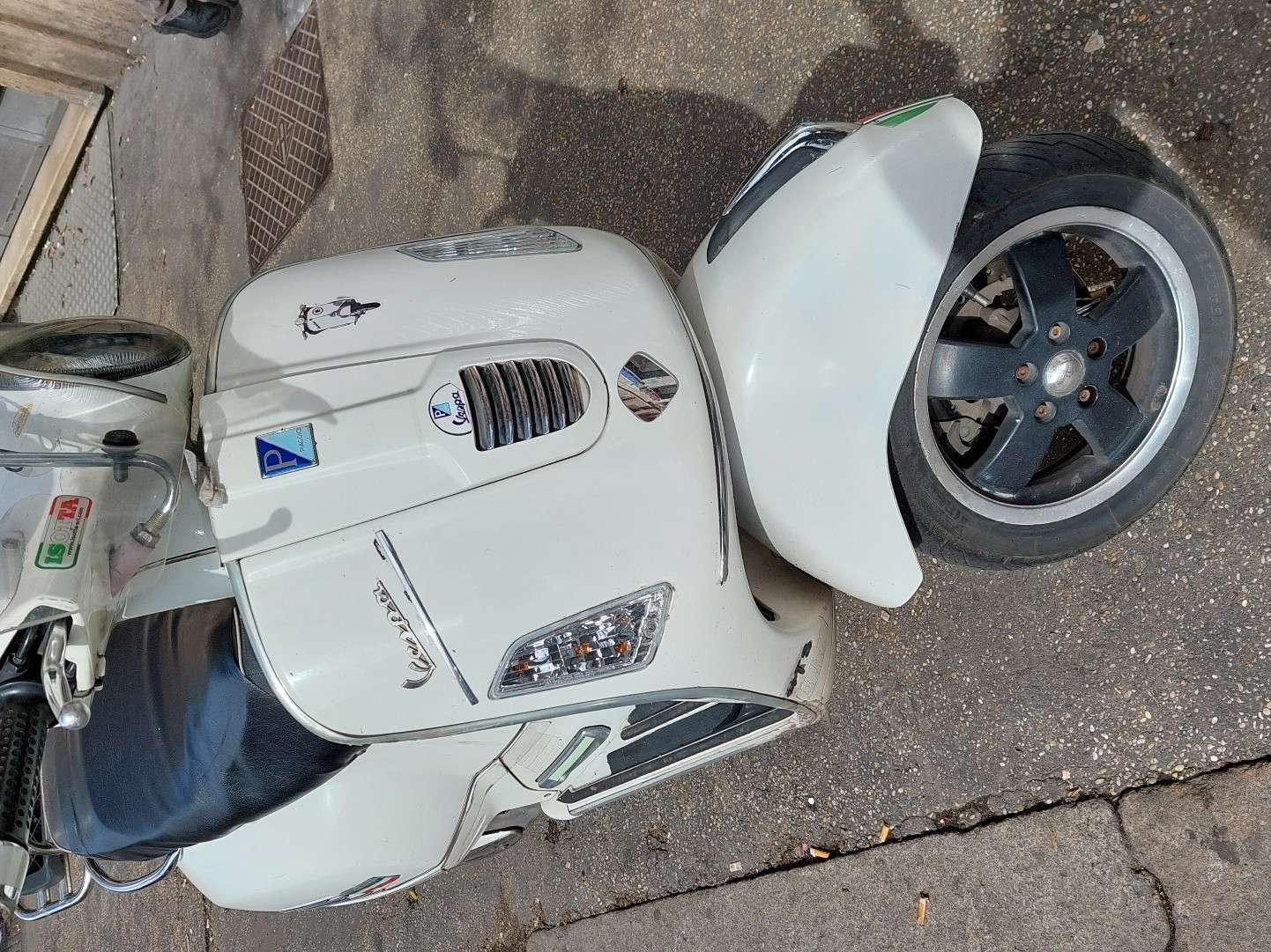 Vespa GTS Super Sport 300