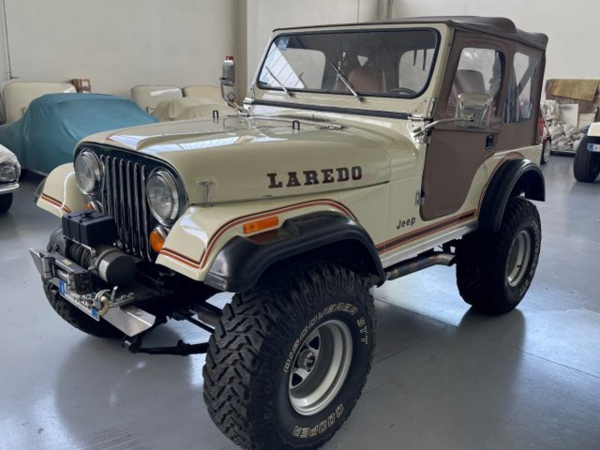 JEEP CJ-5 LAREDO CUSTOM AMC 304 V8 5.000cc