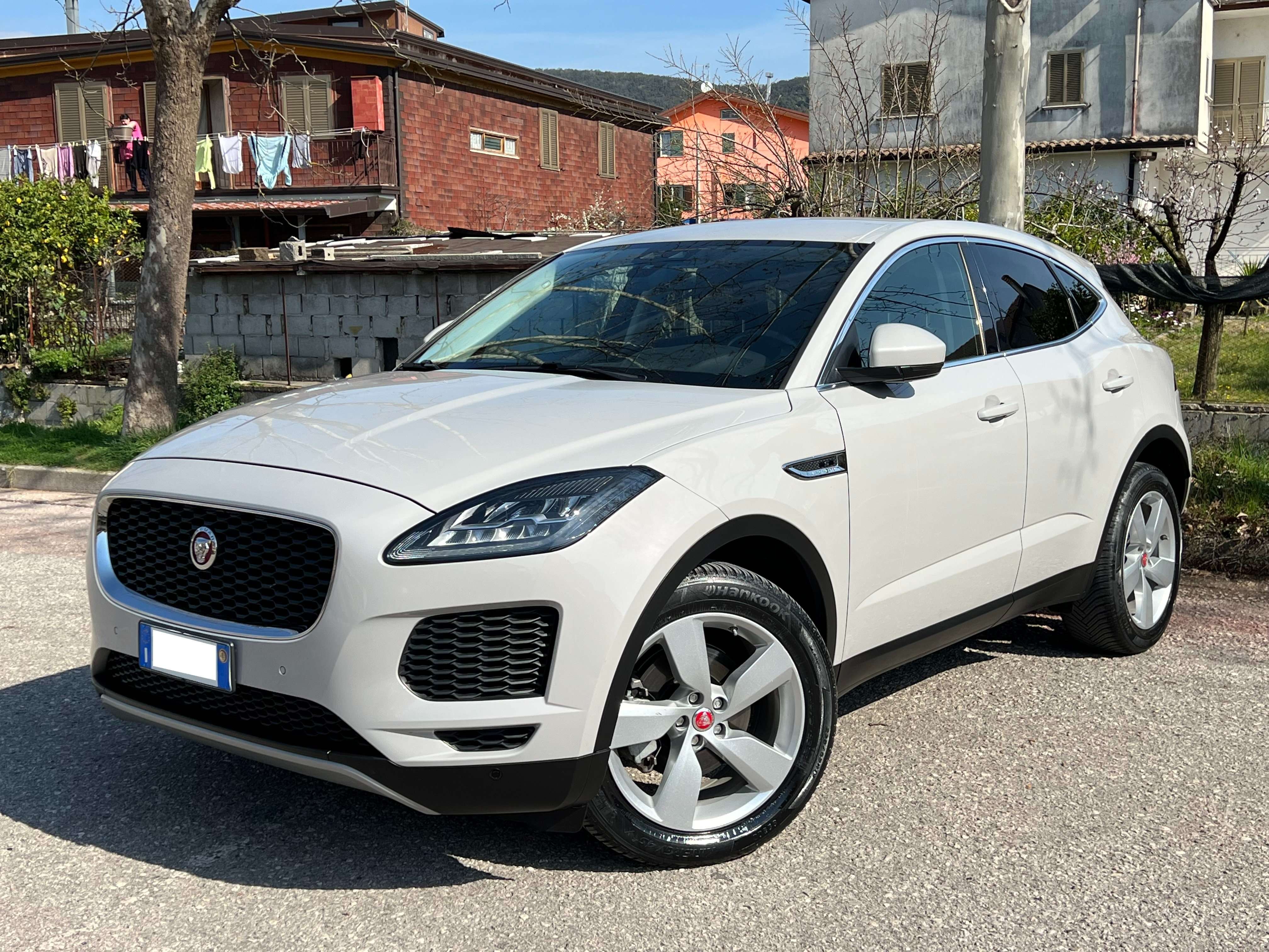 Jaguar E-PaceE-Pace 2.0d i4 R-Dynamic S awd 150cv auto my19