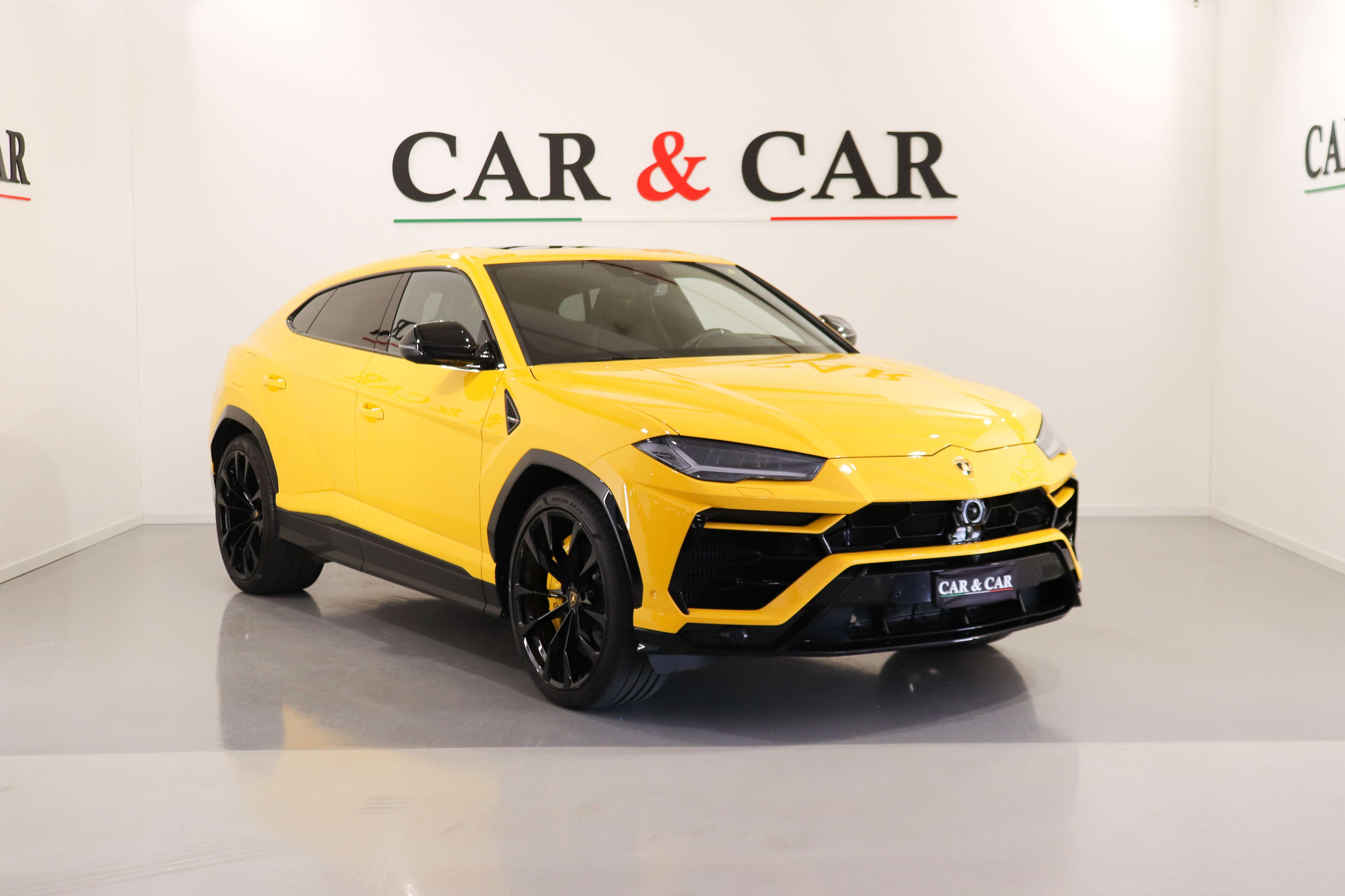 Lamborghini Urus4.0 V8