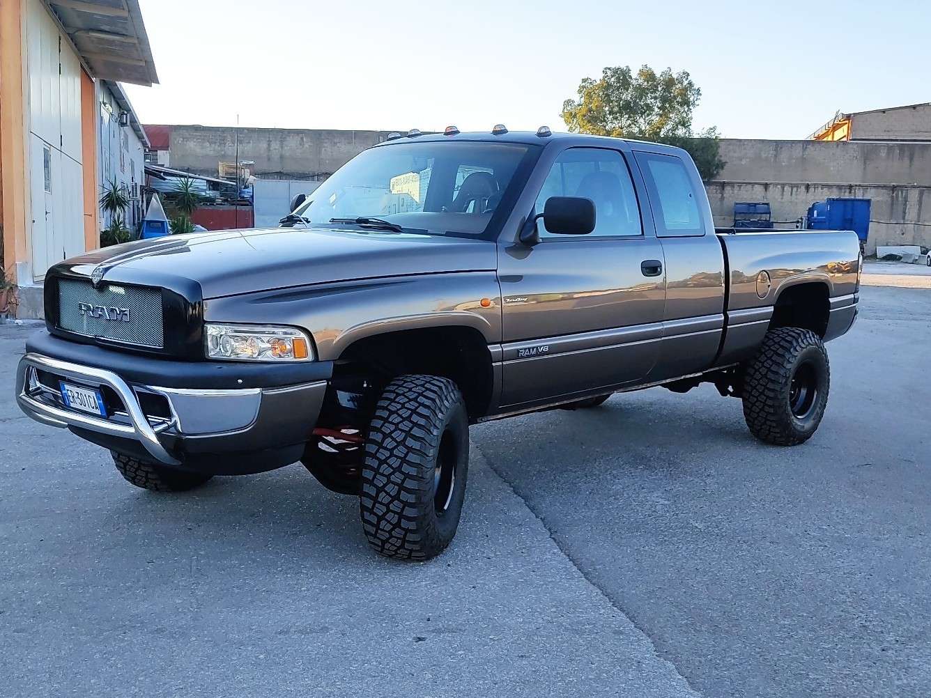 Dodge RAM5.2 magnum