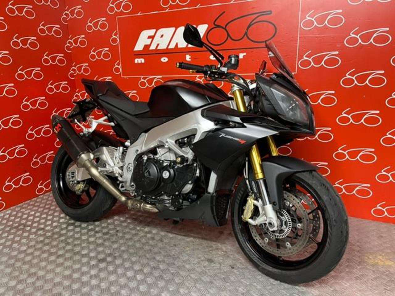 Aprilia Tuono V4 R APRC ABS