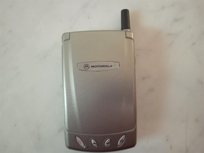 MOTOROLA ACCOMPLI 008