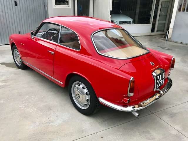 Alfa Romeo GiuliettaSprint Veloce