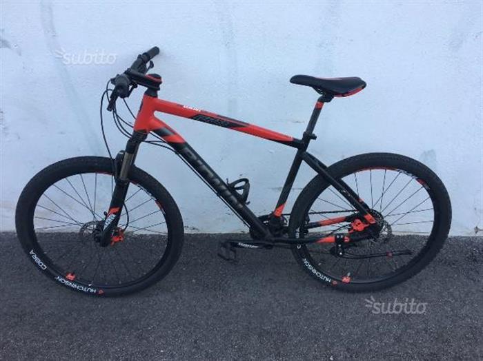 MOUNTAIN BIKE MTB B`TWIN ROCKRIDER 560