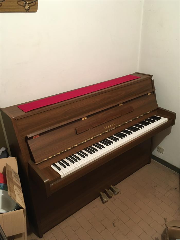 PIANOFORTE VERTICALE