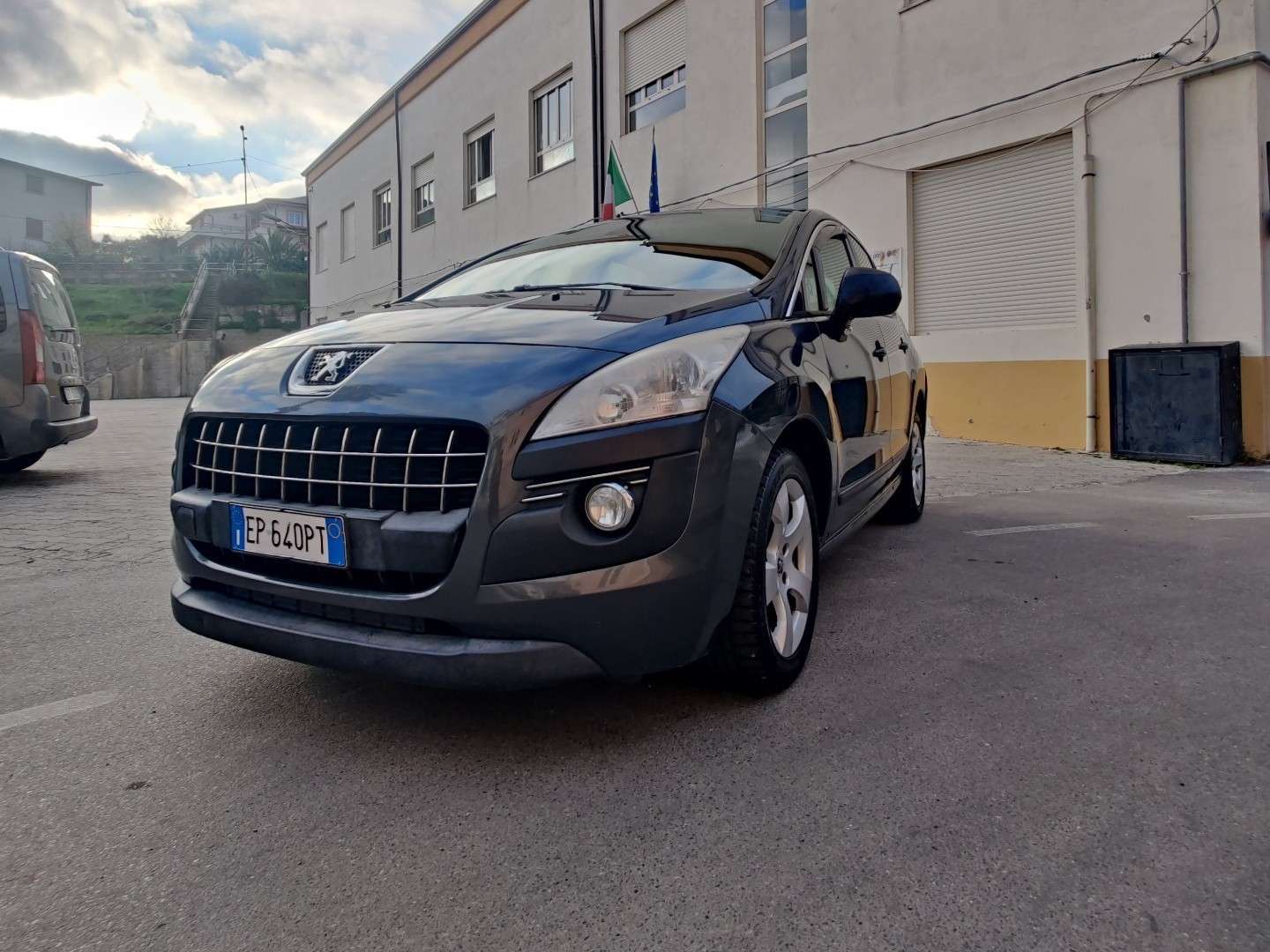 Peugeot 30081.6 hdi 8v Active 115cv fap