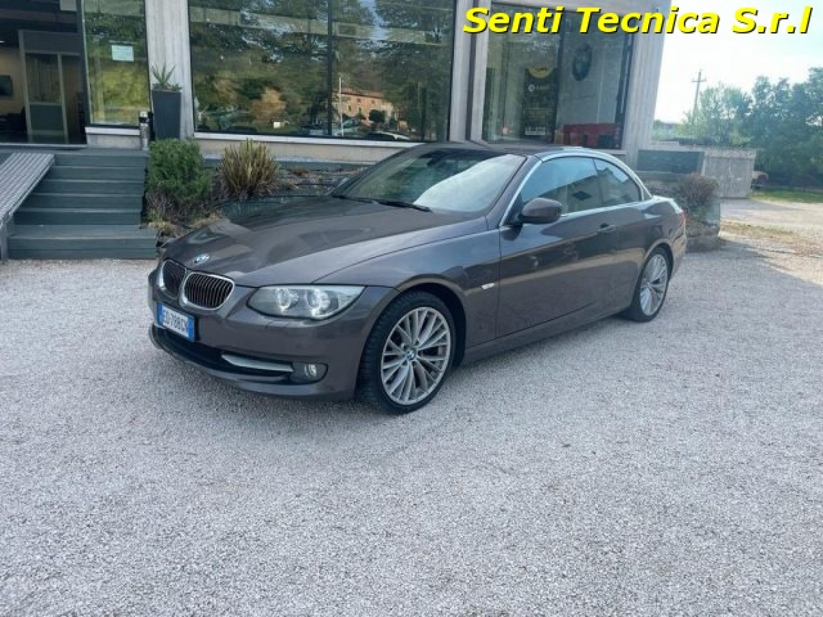 BMW Serie 3 (E93) 330d cat Cabrio Futura