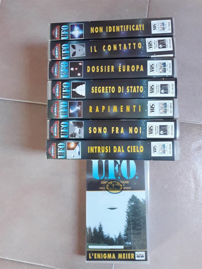 COLLEZIONE DI VIDEOCASSETTE