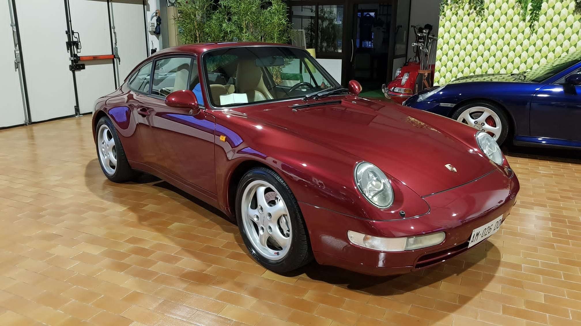 Porsche 993993 911 Carrera 4 Coupè Book km53000 Italia