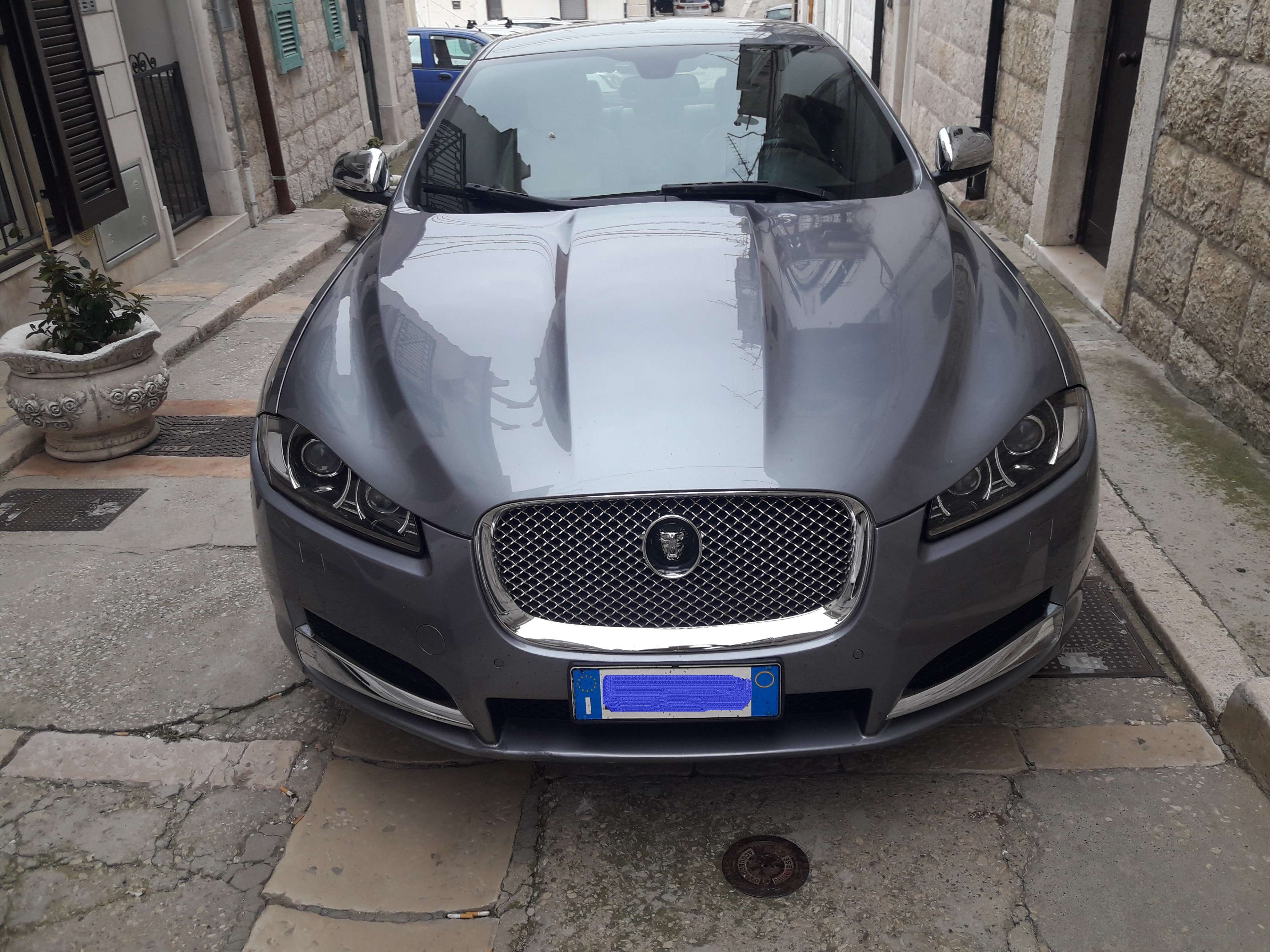 Jaguar XFXF 2.2d Luxury 200cv auto