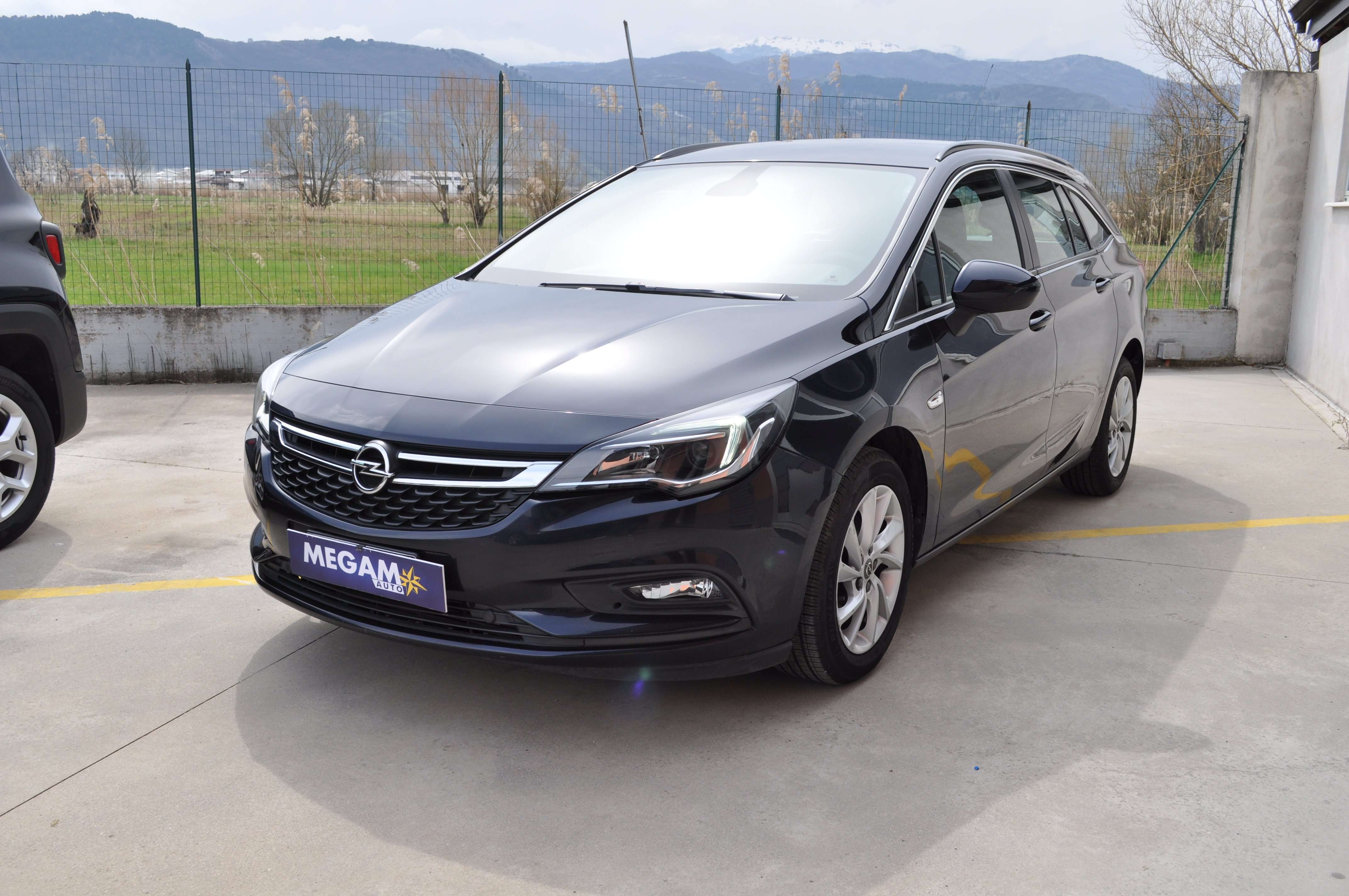 Opel AstraAstra Sports Tourer 1.6 cdti Business s