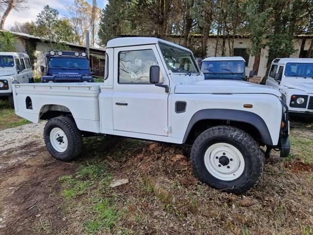 Land Rover DefenderDefender 110 2.2 TD4 Pick Up High Capacity