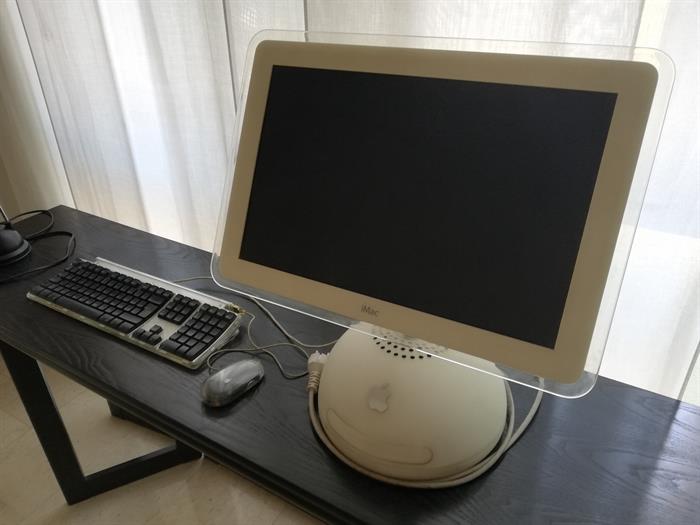 APPLE IMAC G4 17" ALL-IN-ONE (3° GENERAZIONE - 2003)