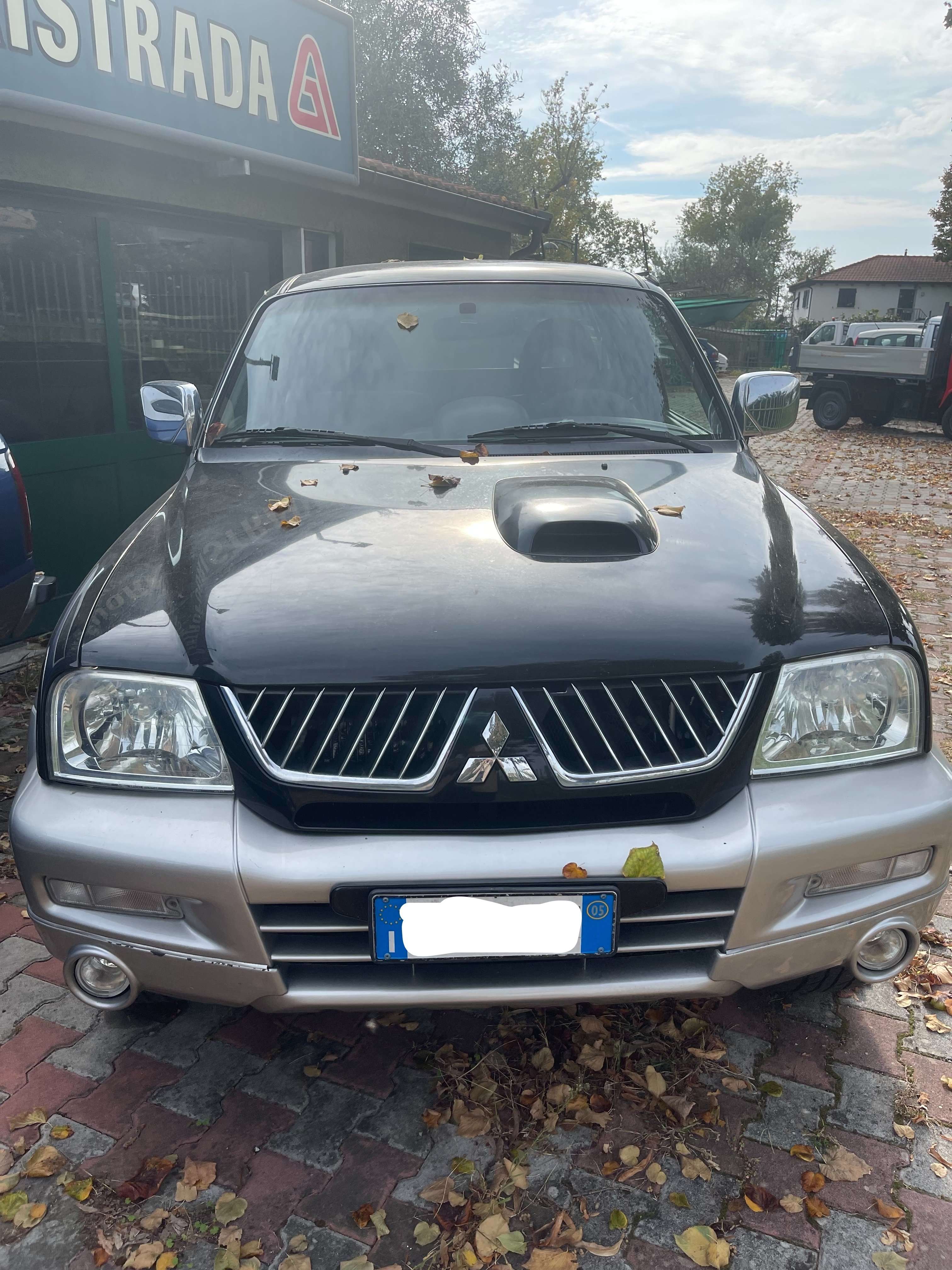 Mitsubishi L2002.5 TD cat 4WD Double Cab Invite